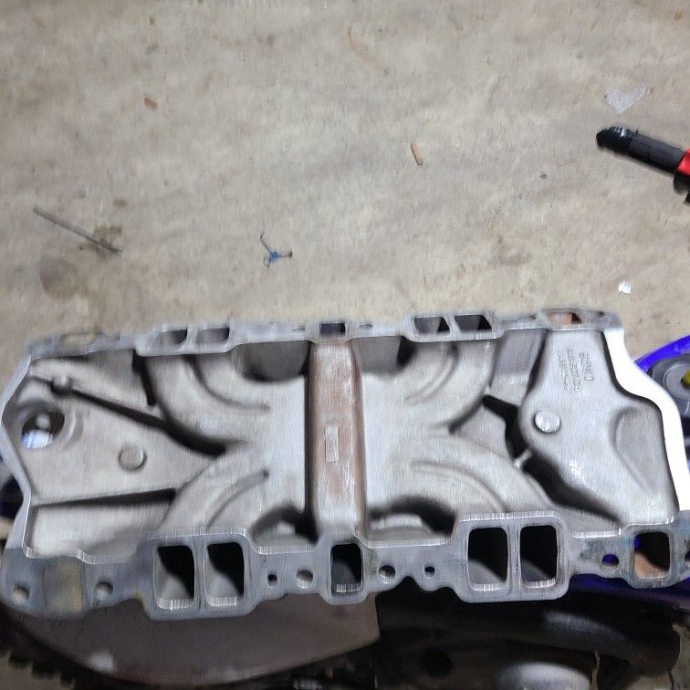 Edelbrock Torker ll Performance Intake Manifold For Chevy Smallblock ...