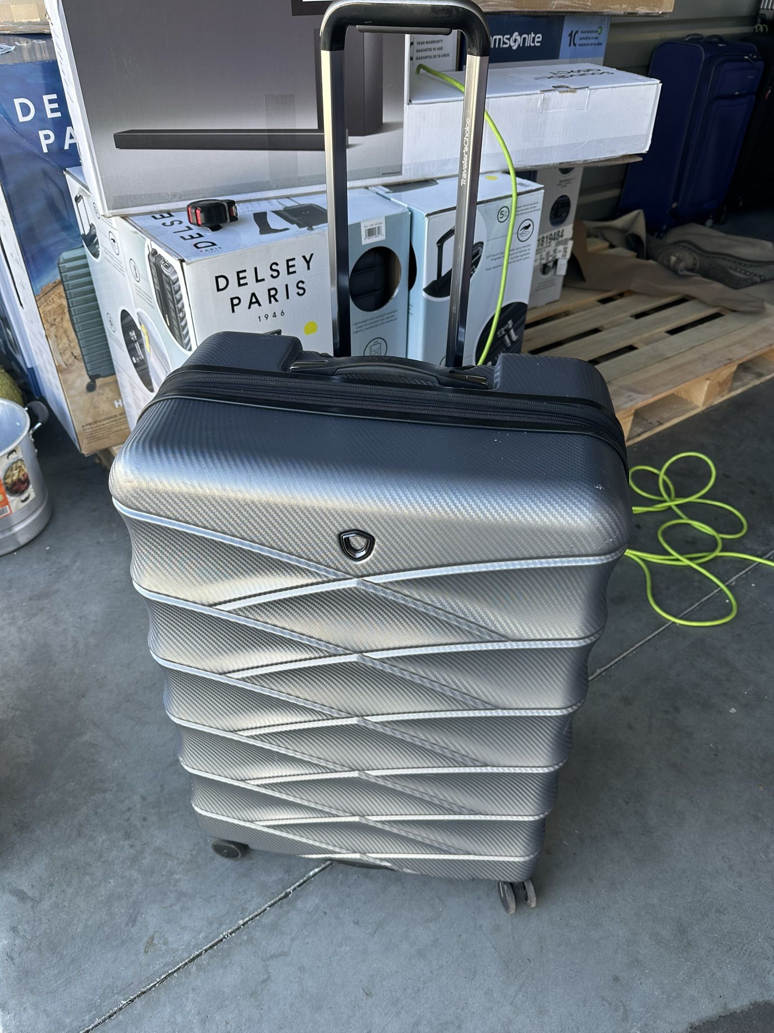 Travelers Choice Large Hardside Suitcase — Silver, 4‑Wheel Spinner ...