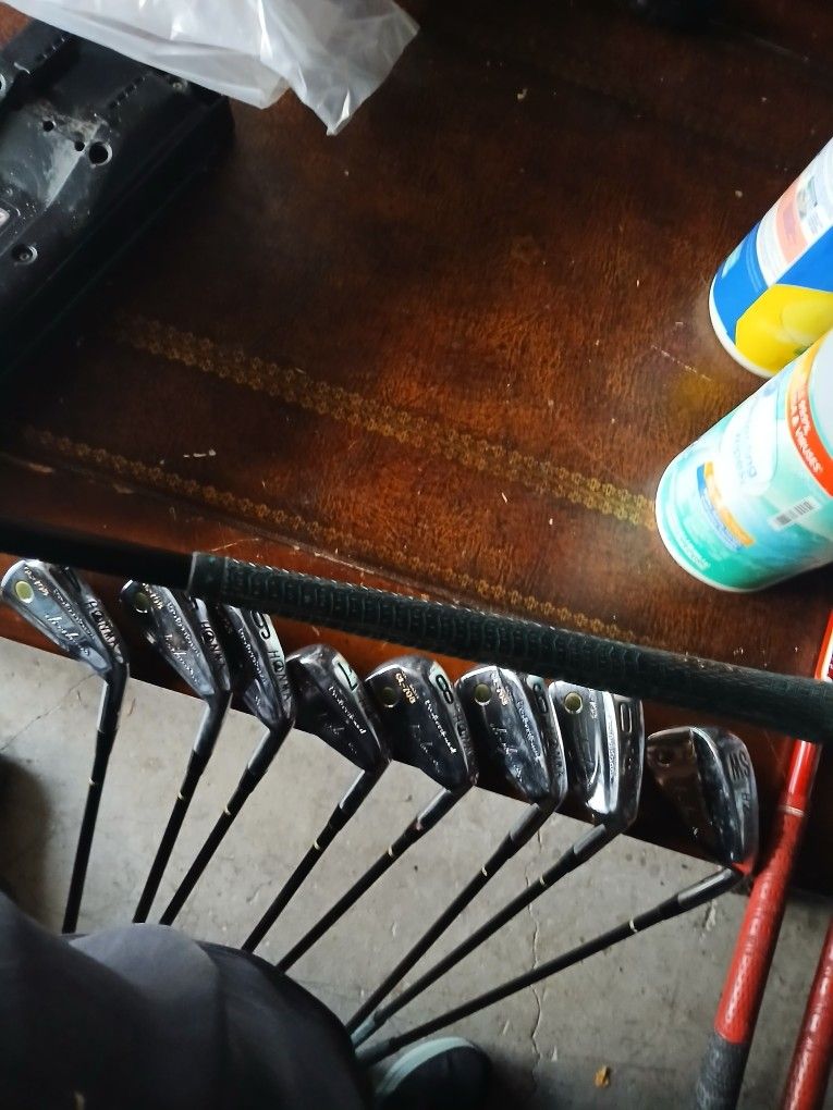 Golf Iron Set 9 Clubs Homna for Sale in Torrance, CA - OfferUp