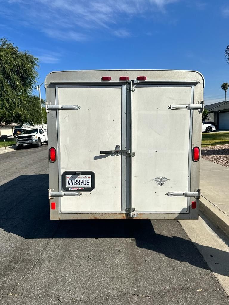 Enclosed Trayla, 10x6 ,TITLE In Hand for Sale in Riverside, CA - OfferUp