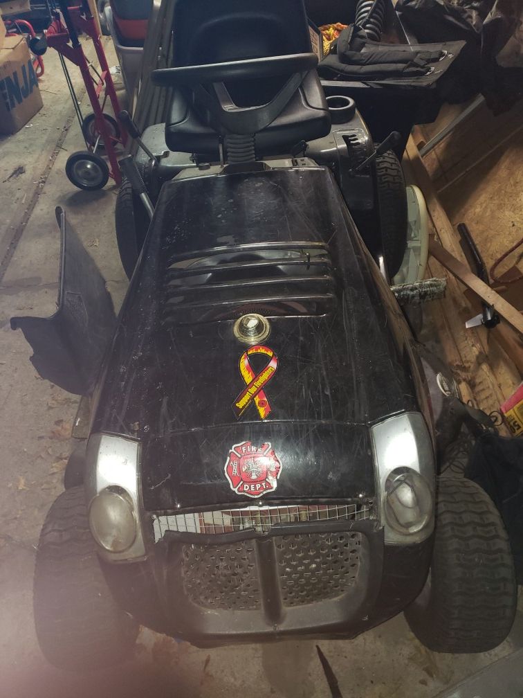 Murray Select 42 in cut riding mower for Sale in Pitman, NJ - OfferUp