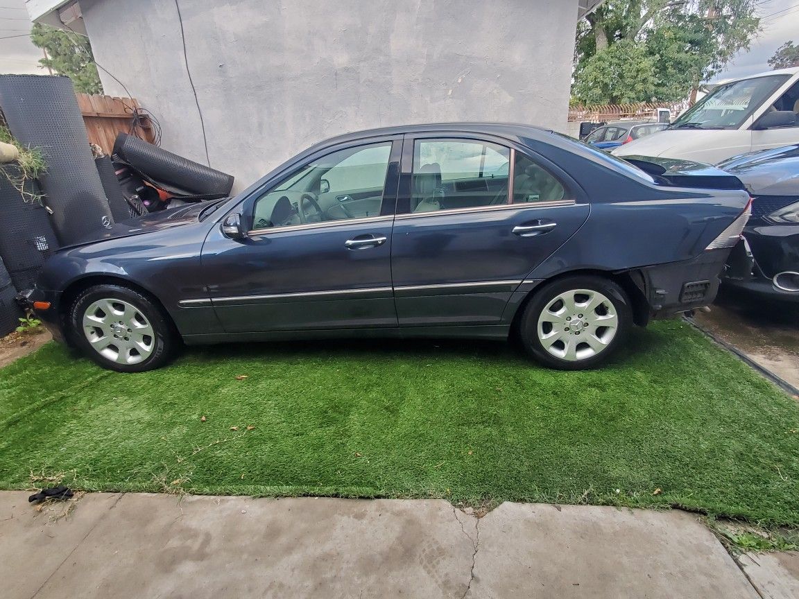 Mercedes C240 for Sale in Los Angeles, CA - OfferUp