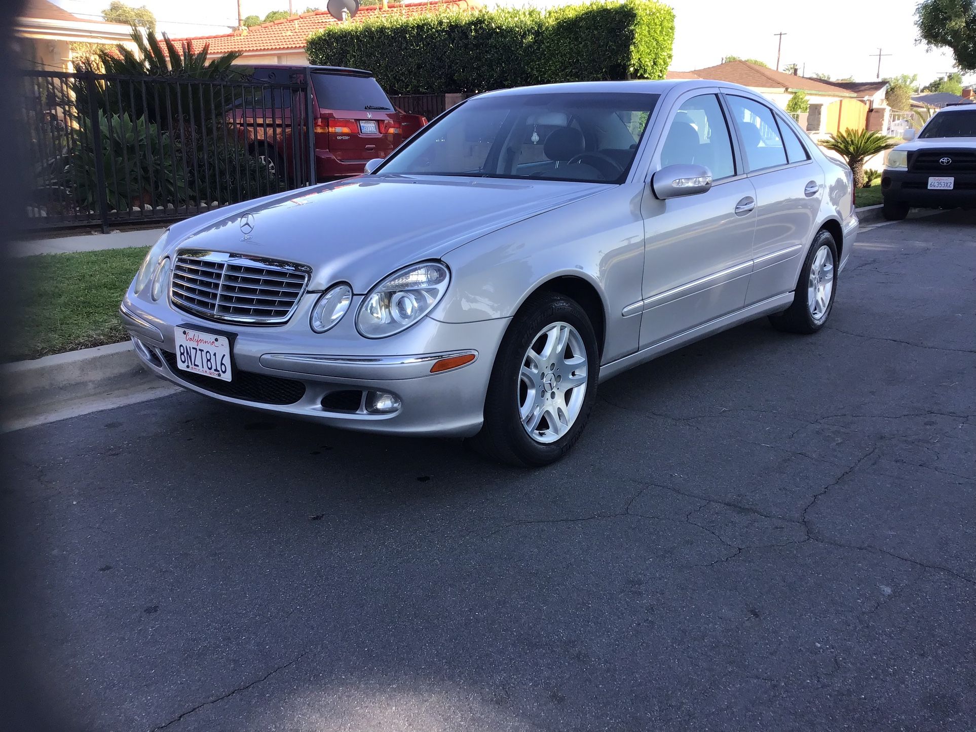 2004 Mercedes Benz E320 for Sale in Pasadena, CA - OfferUp