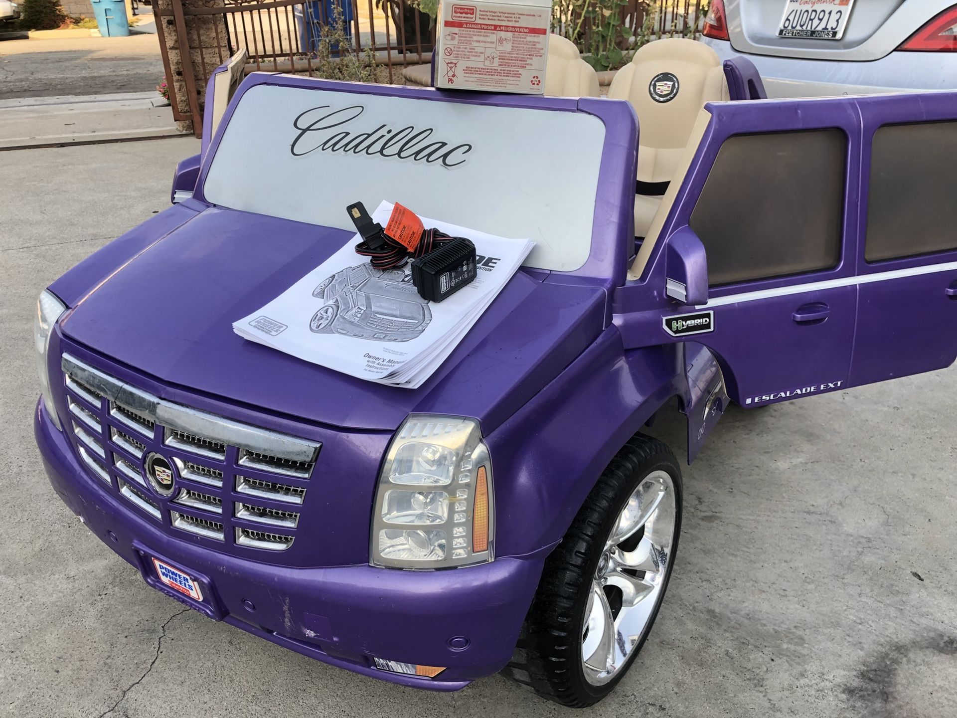 Cadillac Escalade Ride On Toy | ppgbbe.intranet.biologia.ufrj.br