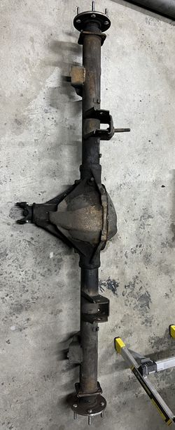 Chevy 10 Bolt Rearend for Sale in Madera, CA - OfferUp