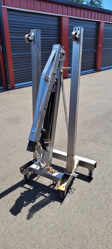 Harbor Freight Engine Puller For Sale *PRICE DROP* for Sale in Sherwood ...