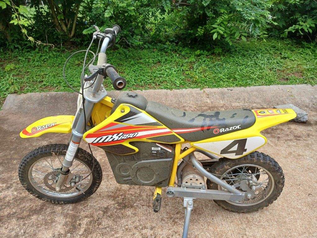 Razor MX650 Electric Dirt Bike For Kids for Sale in Duluth, GA - OfferUp