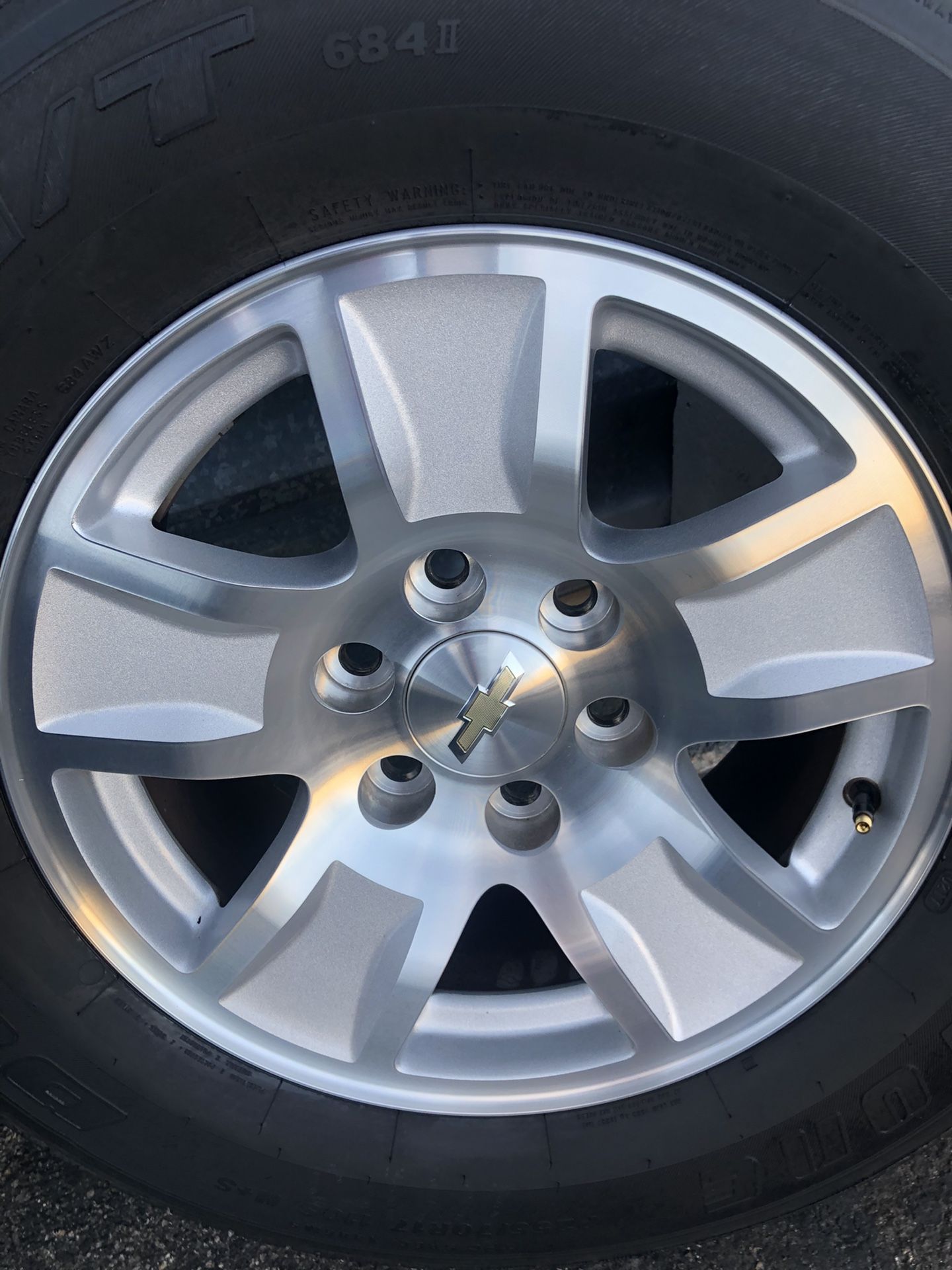 Chevy GMC 6 lug wheels and tires OEM 17” take offs Silverado Tahoe ...