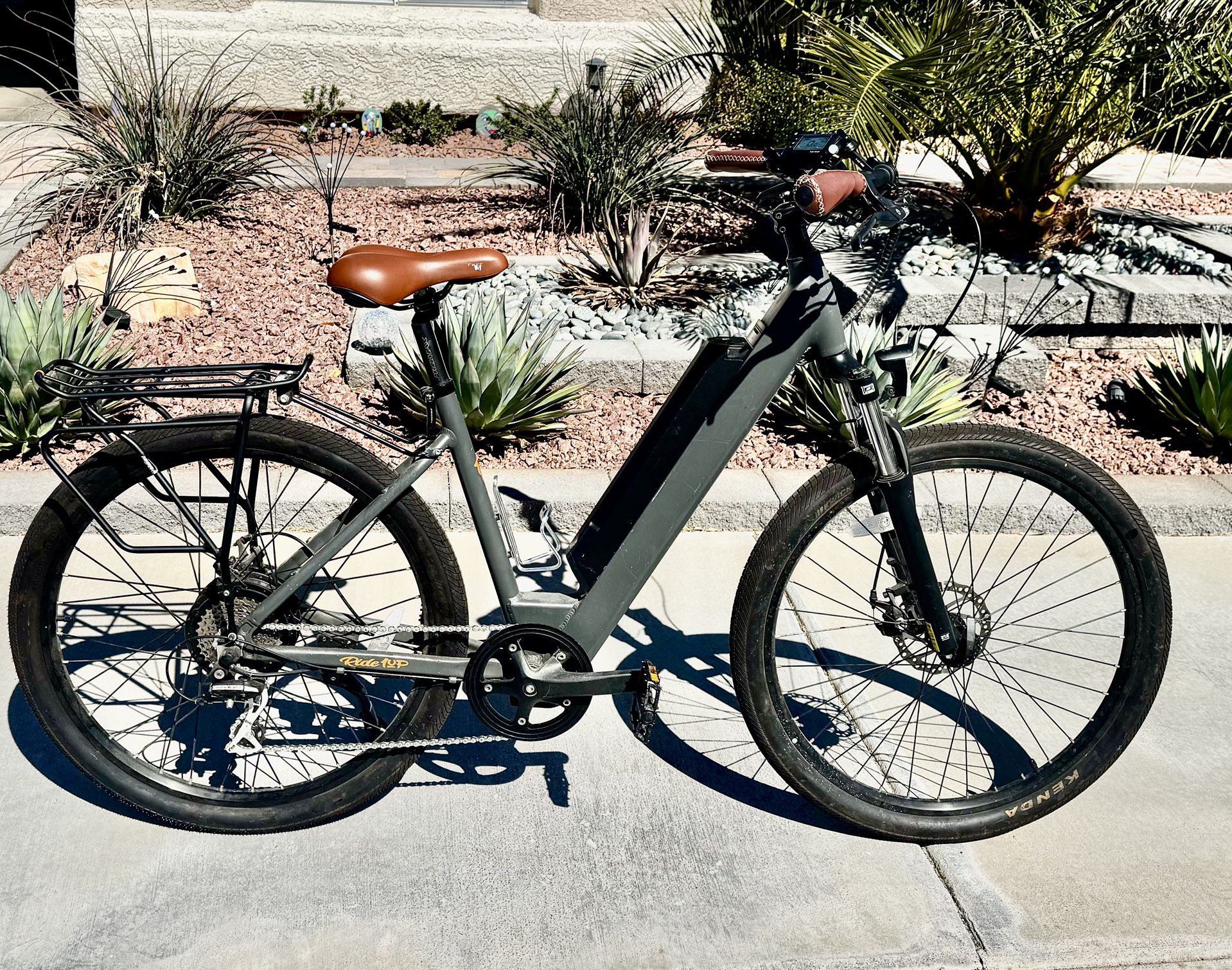 750 Watt EBike From Ride 1up for Sale in Las Vegas, NV - OfferUp