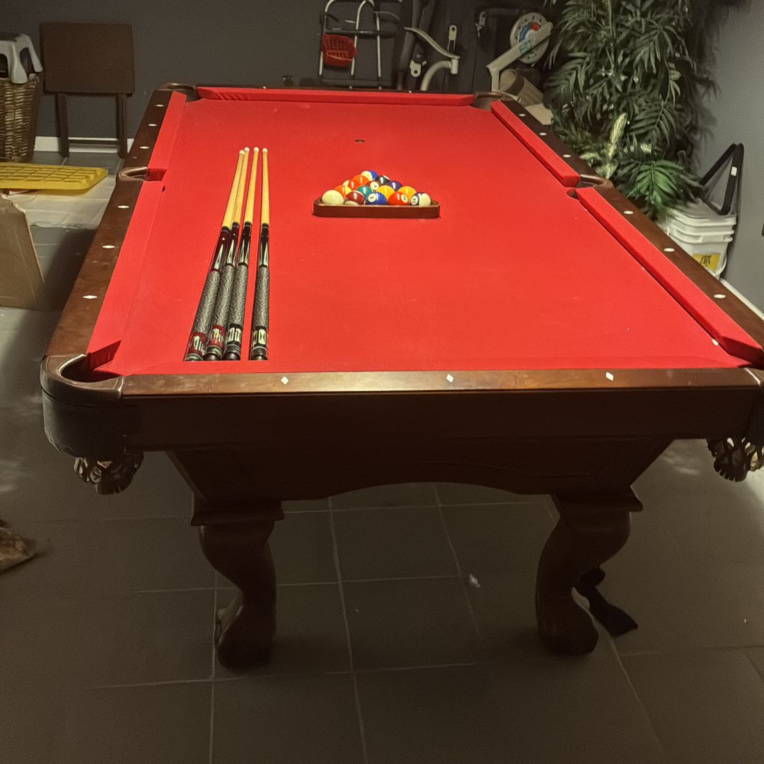 BRUNSWICK 8ft Pool table for sell moving out soon PICK UP ONLY for Sale ...