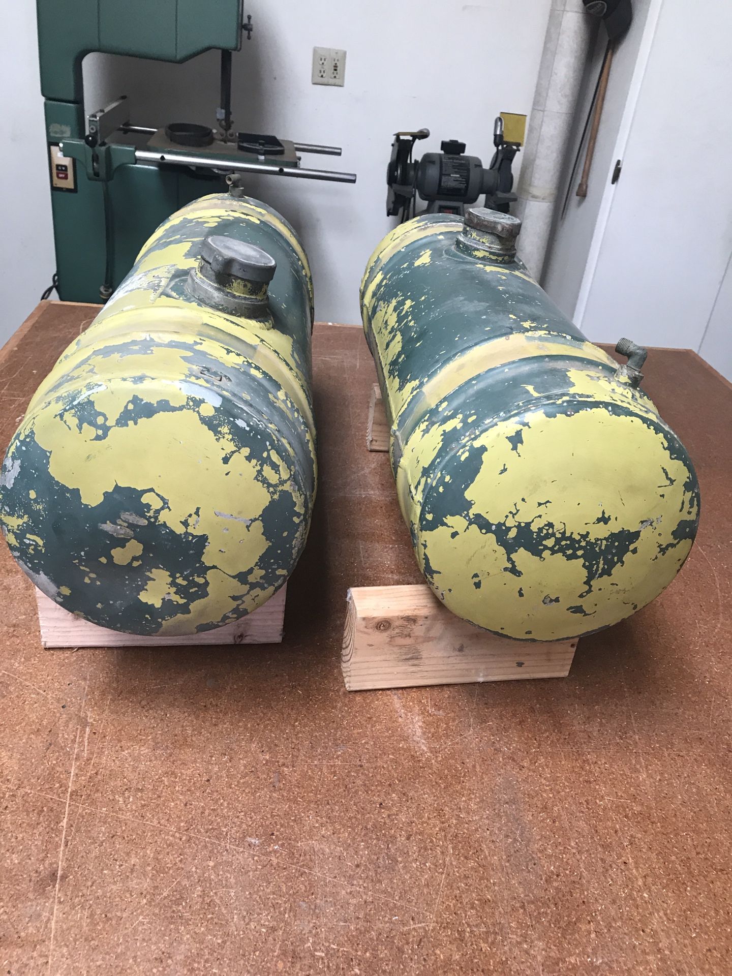 De-icing fluid tanks for Sale in Wildomar, CA - OfferUp