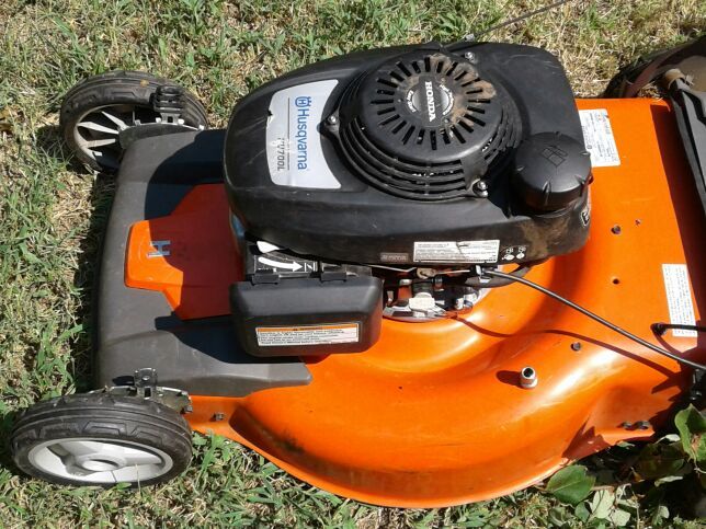 Used Husqvarna HU700F 22-in Self-propelled Gas Lawn Mower, 41% OFF