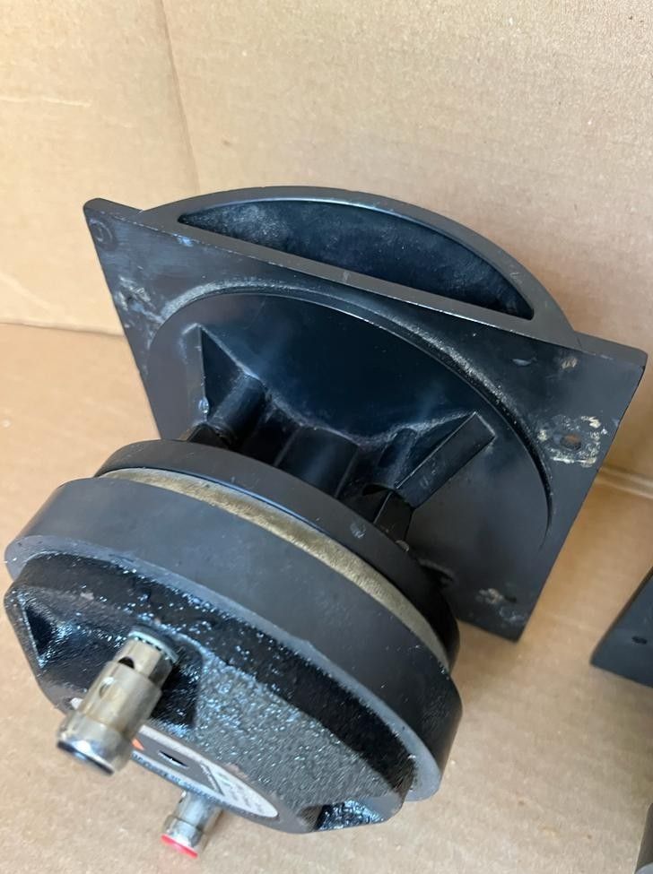 2-JBL 2404-H Butt Cheek Tweeters for Sale in West Hills, CA 2-JBL 2404-H Butt Cheek Tweeters for Sale in West Hills, CA