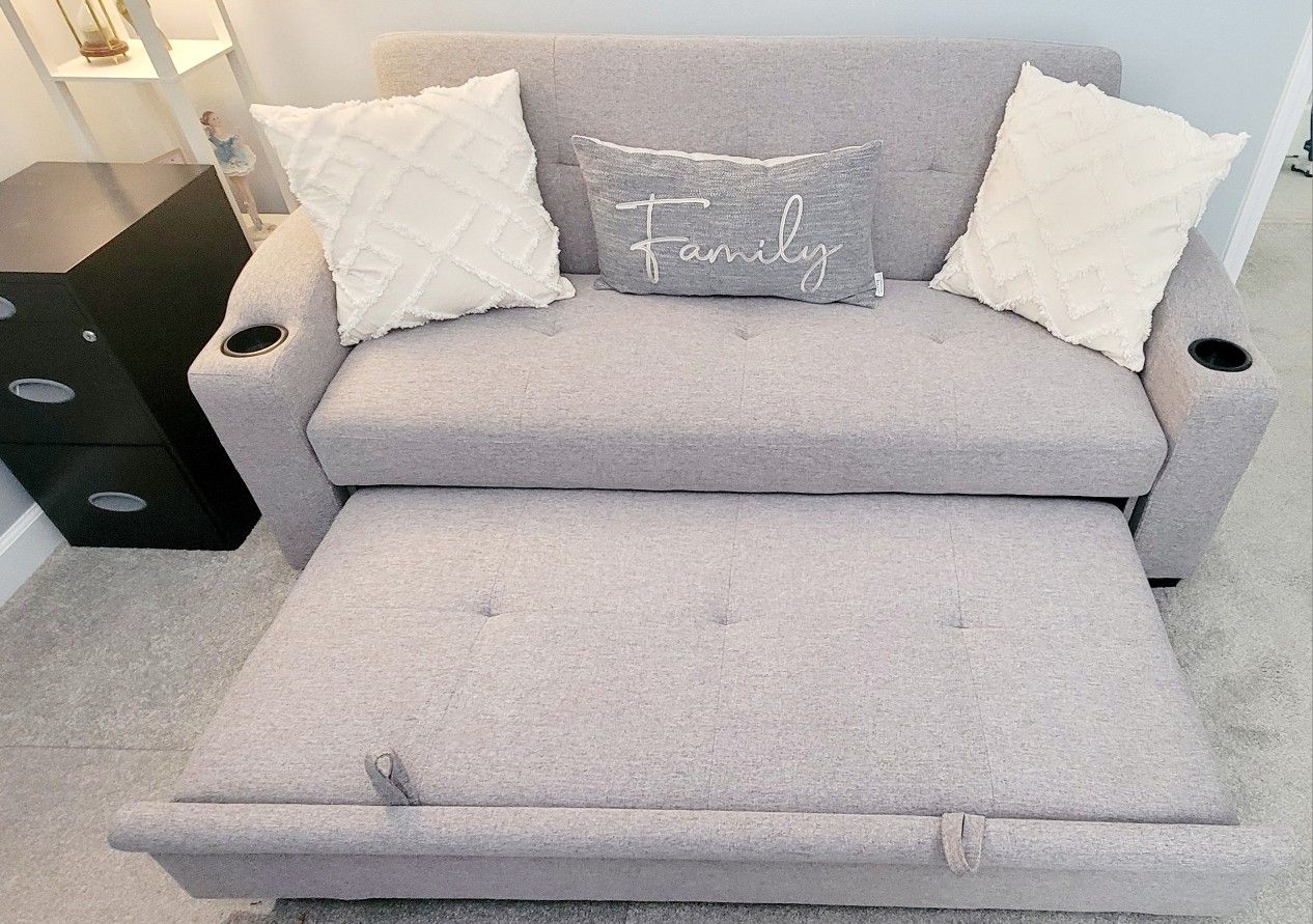 Beautiful Sleeper Sofa for Sale in Lisle, IL - OfferUp