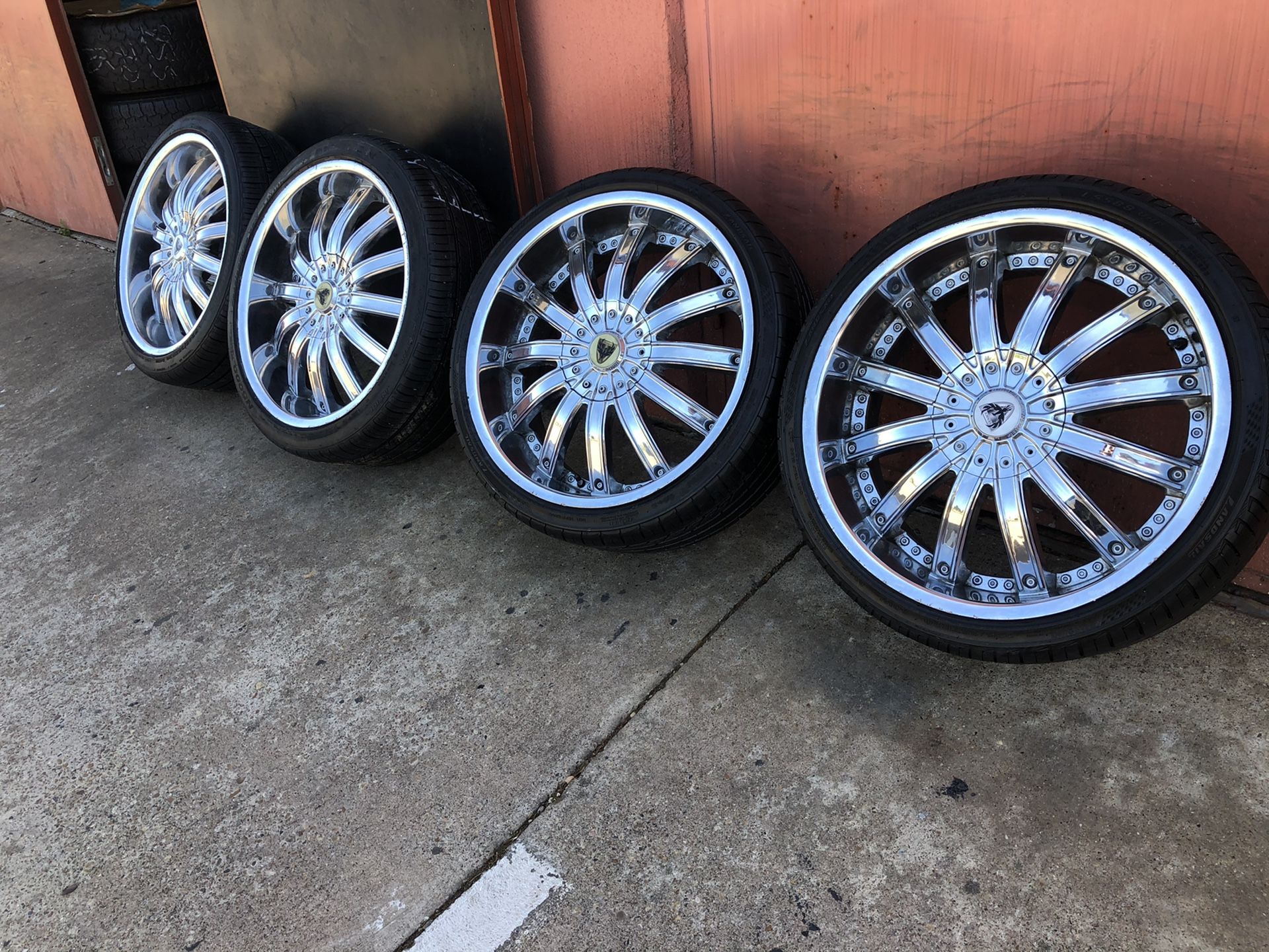 Rims wheels 20 inch chrome after market 5 lug bolt pattern 115 mm 114. ...