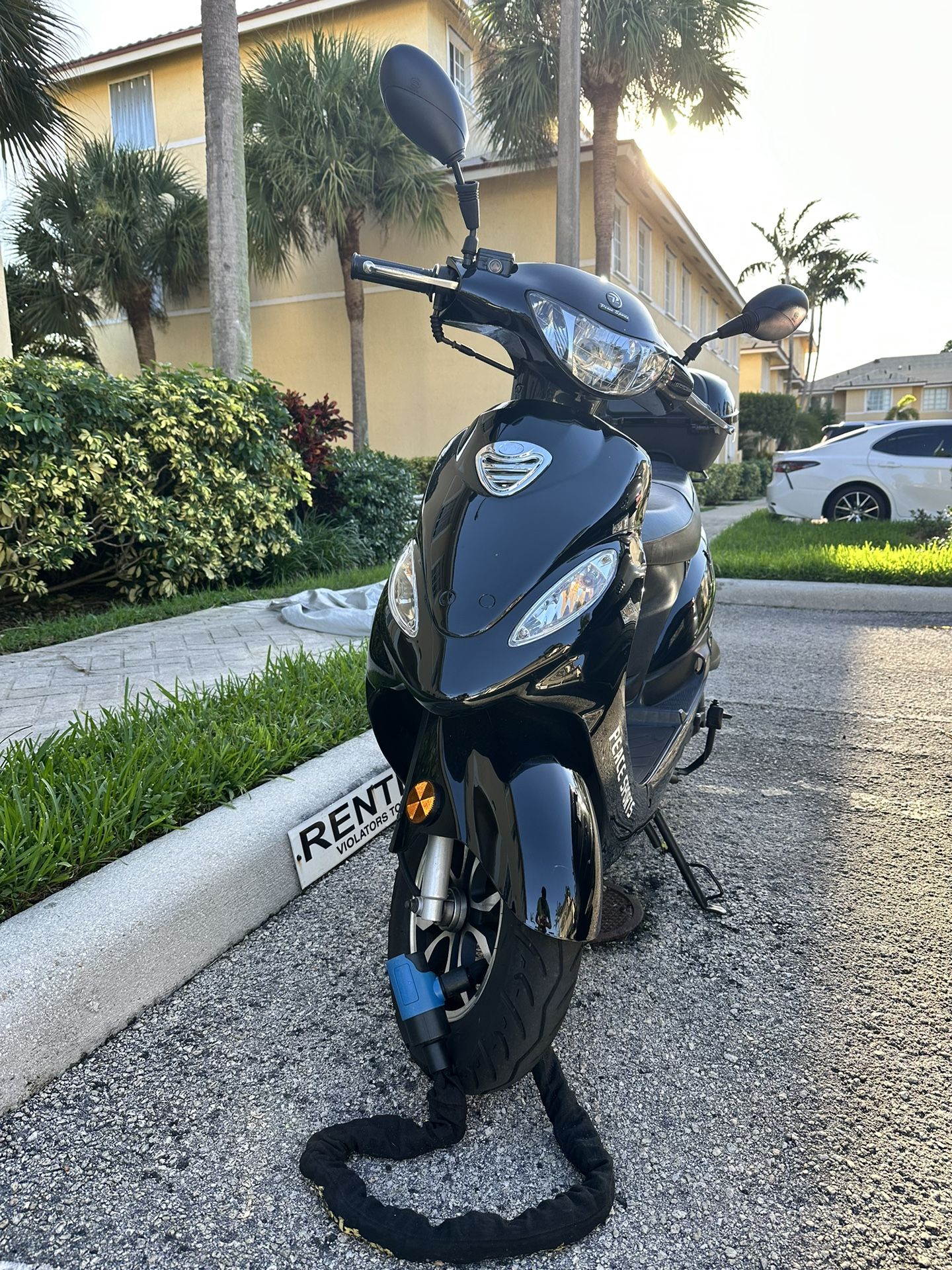 MOPED 50cc for Sale in North Miami Beach, FL - OfferUp