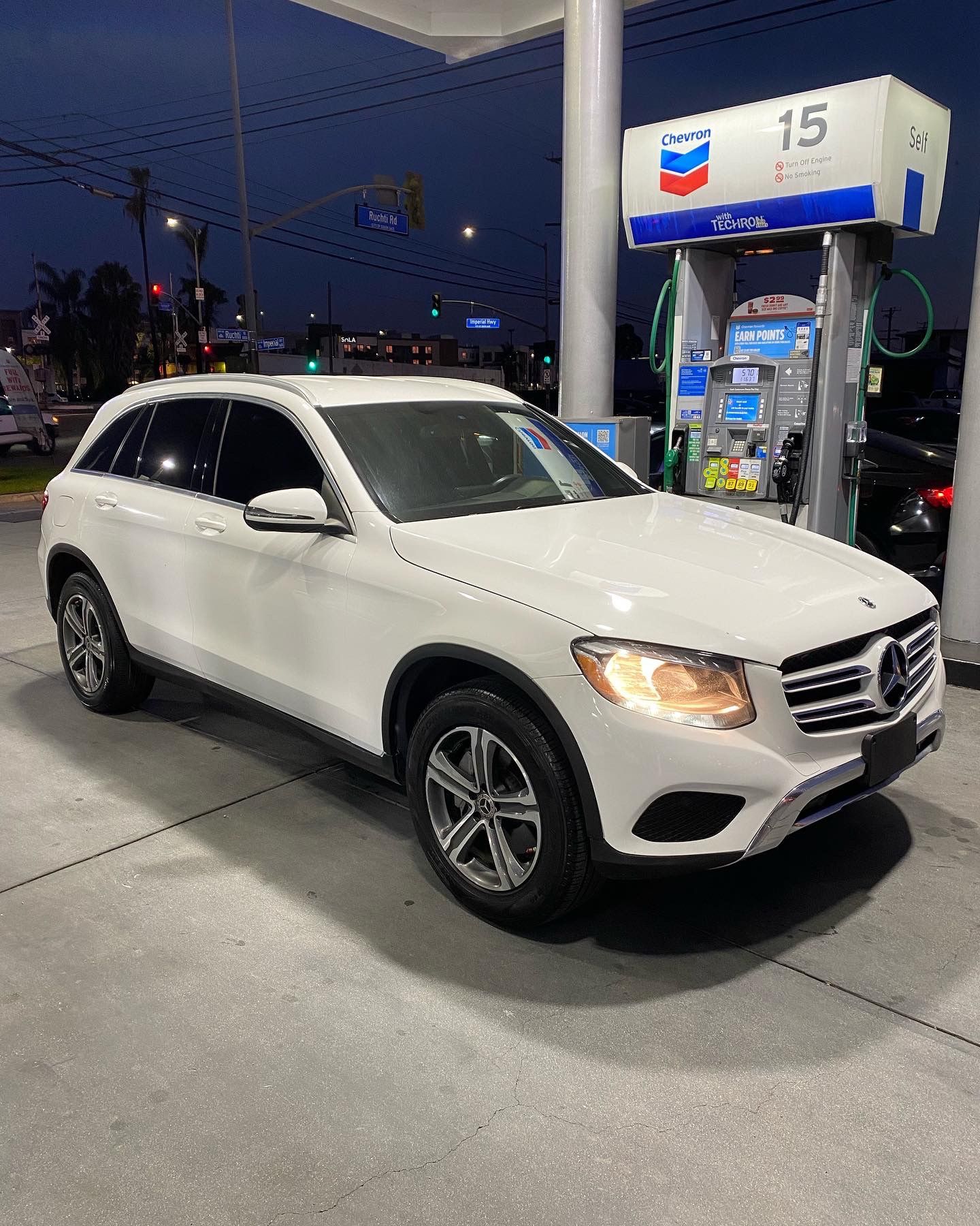 2019 Mercedes-Benz GLC 300 for Sale in Lynwood, CA - OfferUp