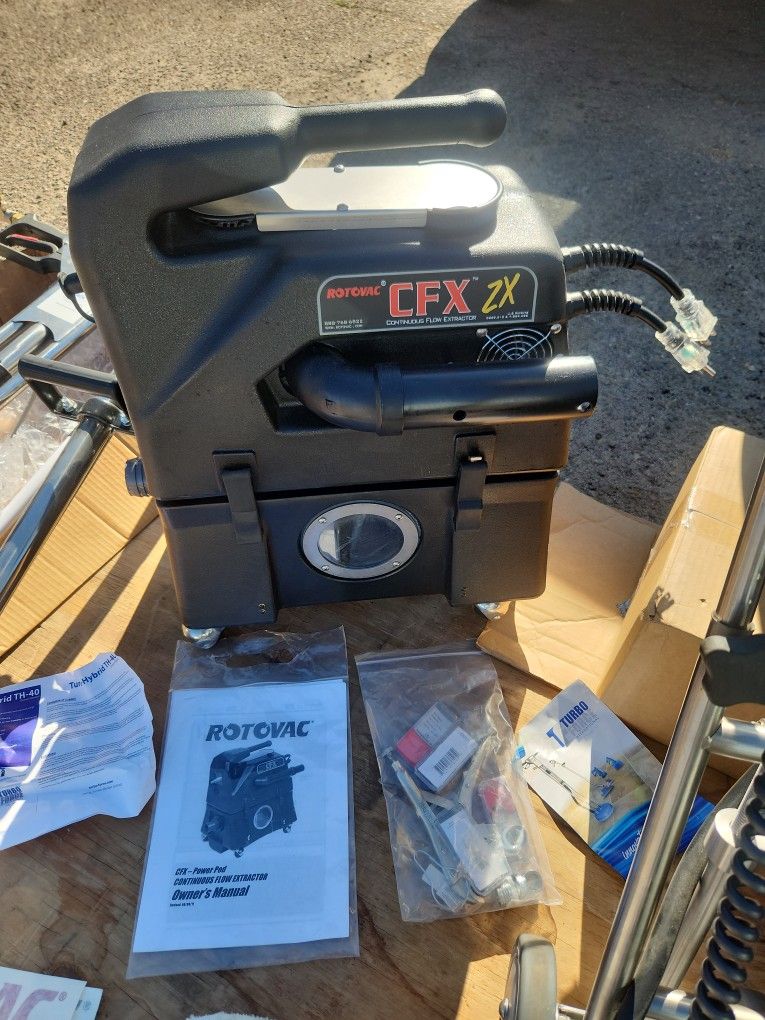 RotoVac CFX ZX W/All Accessories for Sale in Chula Vista, CA - OfferUp