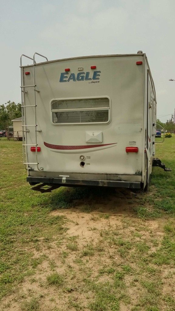 32 Ft Jayco Rv for Sale in San Antonio, TX - OfferUp