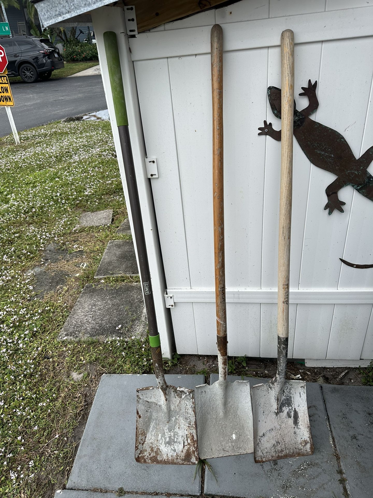 Three Shovels for Sale in Boynton Beach, FL - OfferUp