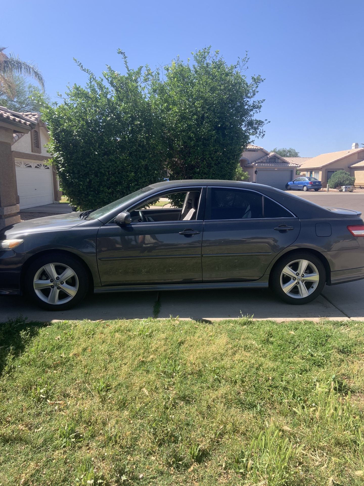 2011 Toyota Camry for Sale in Gilbert, AZ - OfferUp