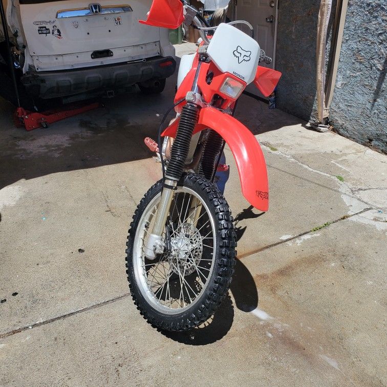 2004 honda XR250R for Sale in Los Angeles, CA - OfferUp