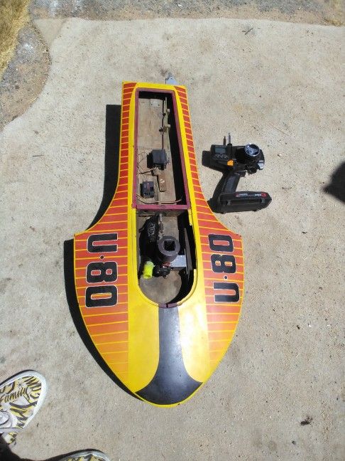 Rc Nitro Boat for Sale in Victorville, CA - OfferUp
