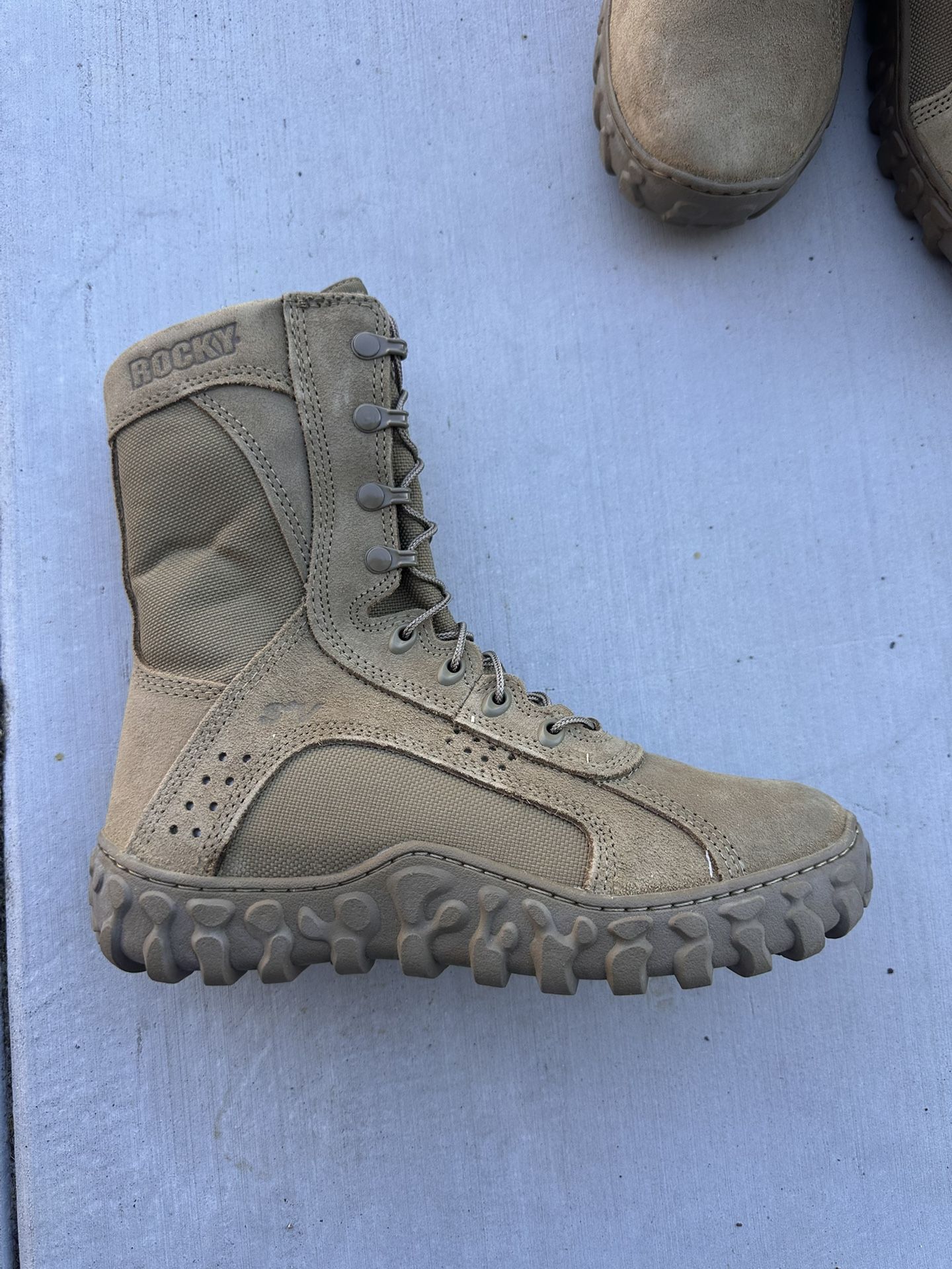 ROCKY S2V TACTICAL MILITARY BOOT for Sale in Lakeside, CA - OfferUp