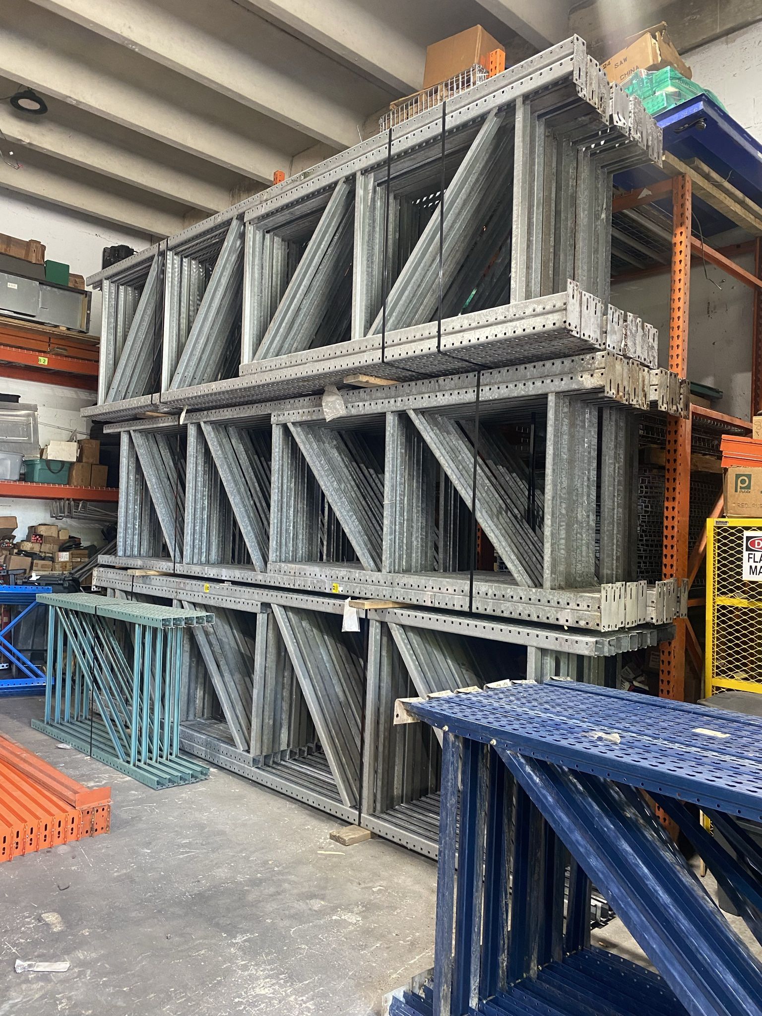 16ft x 48in Heavy Duty Pallet Rack Uprights for Sale in Miami, FL - OfferUp