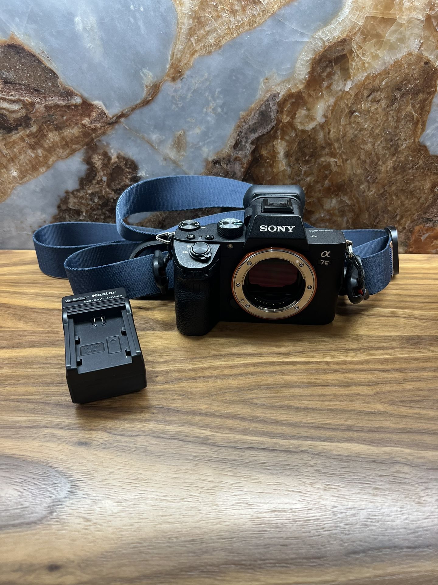 Sony Alpha a7M III 24.2 MP Digital SLR Camera Body Only 5691 Shutter Actuations,Sony,Sony a7M3 ...