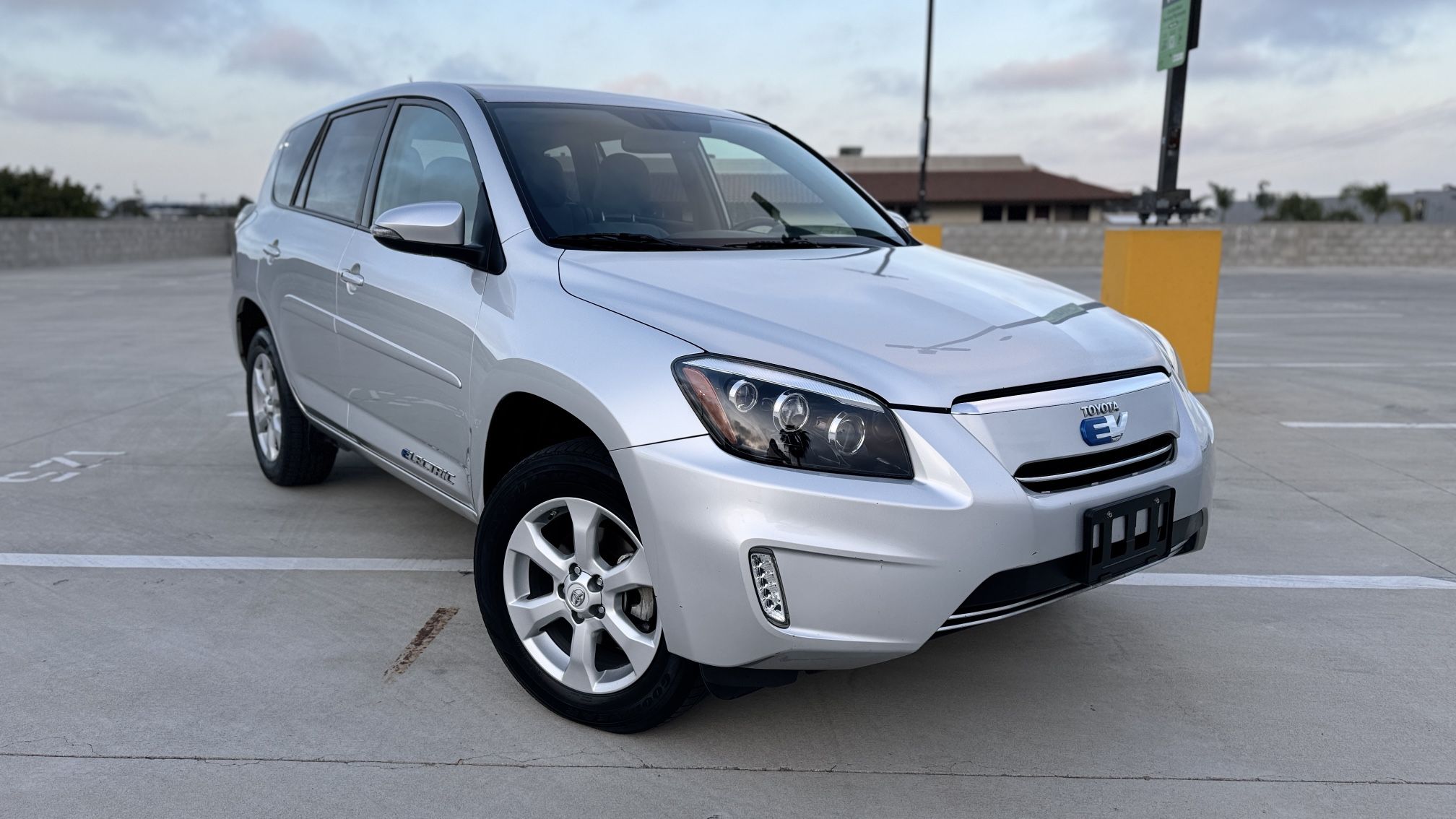 2013 Toyota Rav4 EV for Sale in San Diego, CA - OfferUp