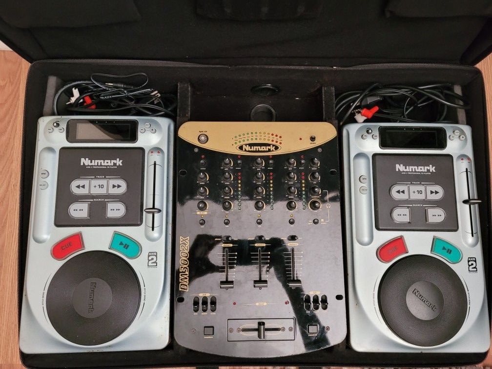 Numark DJ Mixer (with FREE Axis 2 CDJs, and Carrying Case for Sale in ...