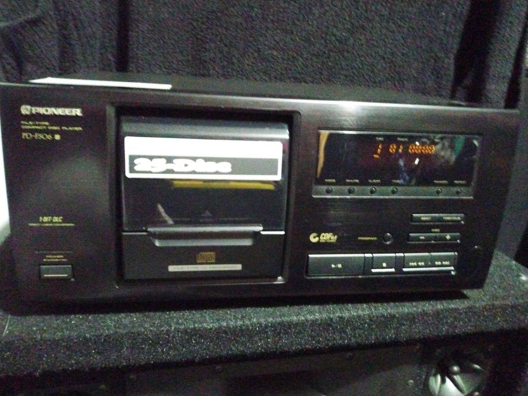 Pioneer PD-F506 25 Disc Player for Sale in Los Angeles, CA - OfferUp