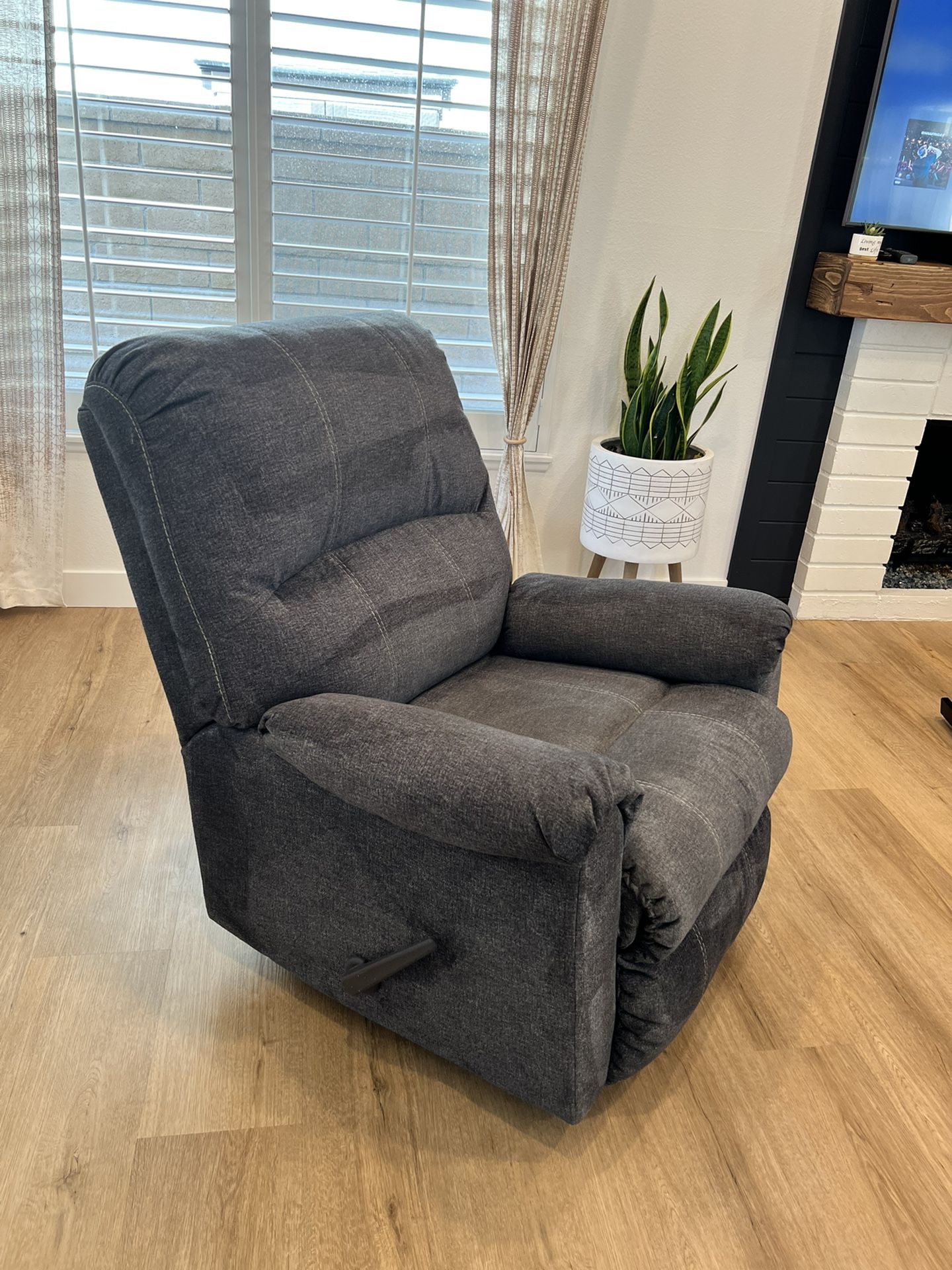 Dark Grey Rocker/Recliner for Sale in Lake Forest, CA - OfferUp
