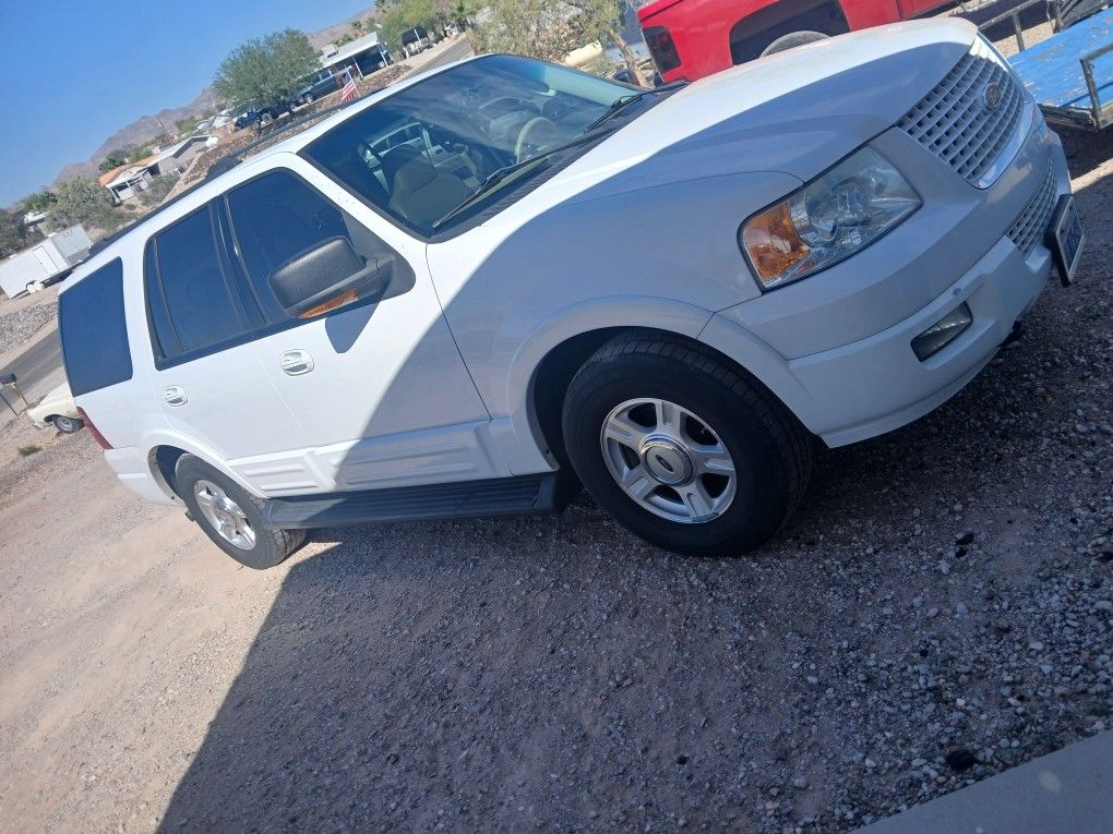 2004 Ford Expedition for Sale in Bullhead City, AZ - OfferUp