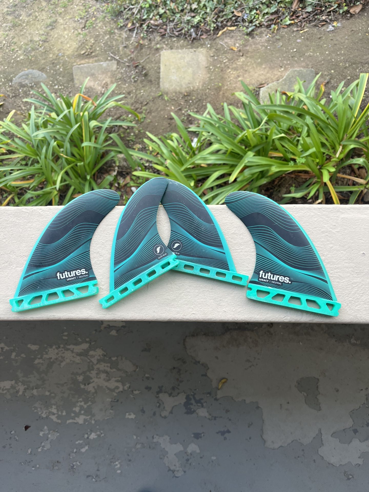 SeeFutures Fins F6 Legacy Quad Medium for Sale in San Diego, CA - OfferUp