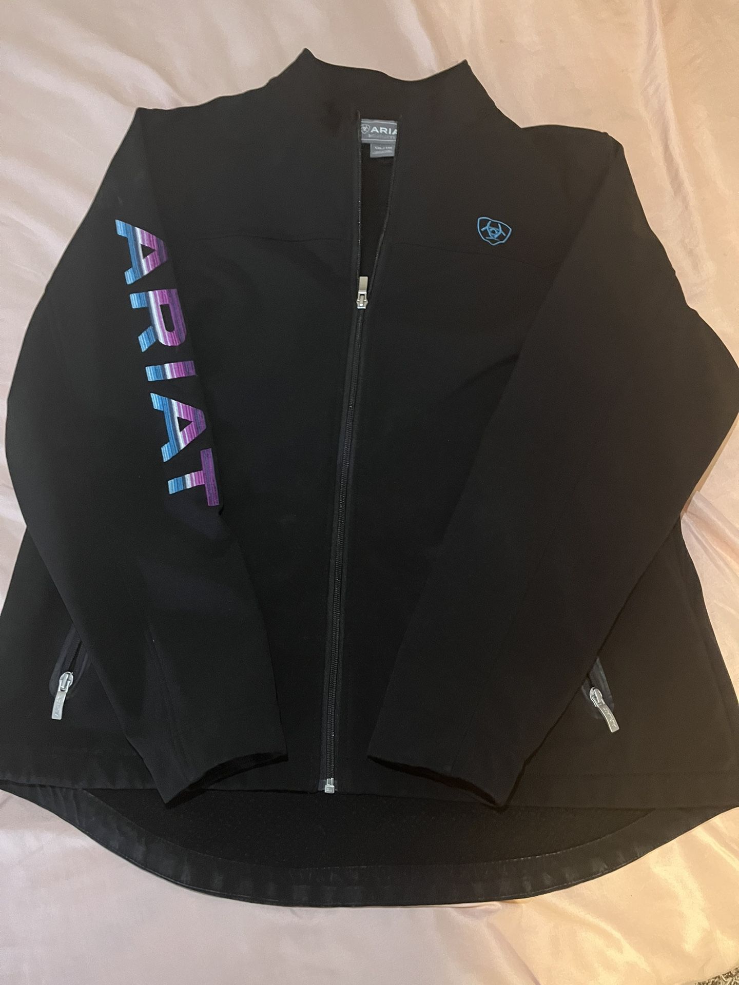 Ariat Jacket for Sale in Dallas, TX - OfferUp