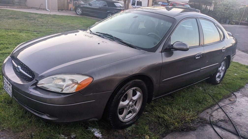 2004 Ford Taurus for Sale in Stockton, CA - OfferUp