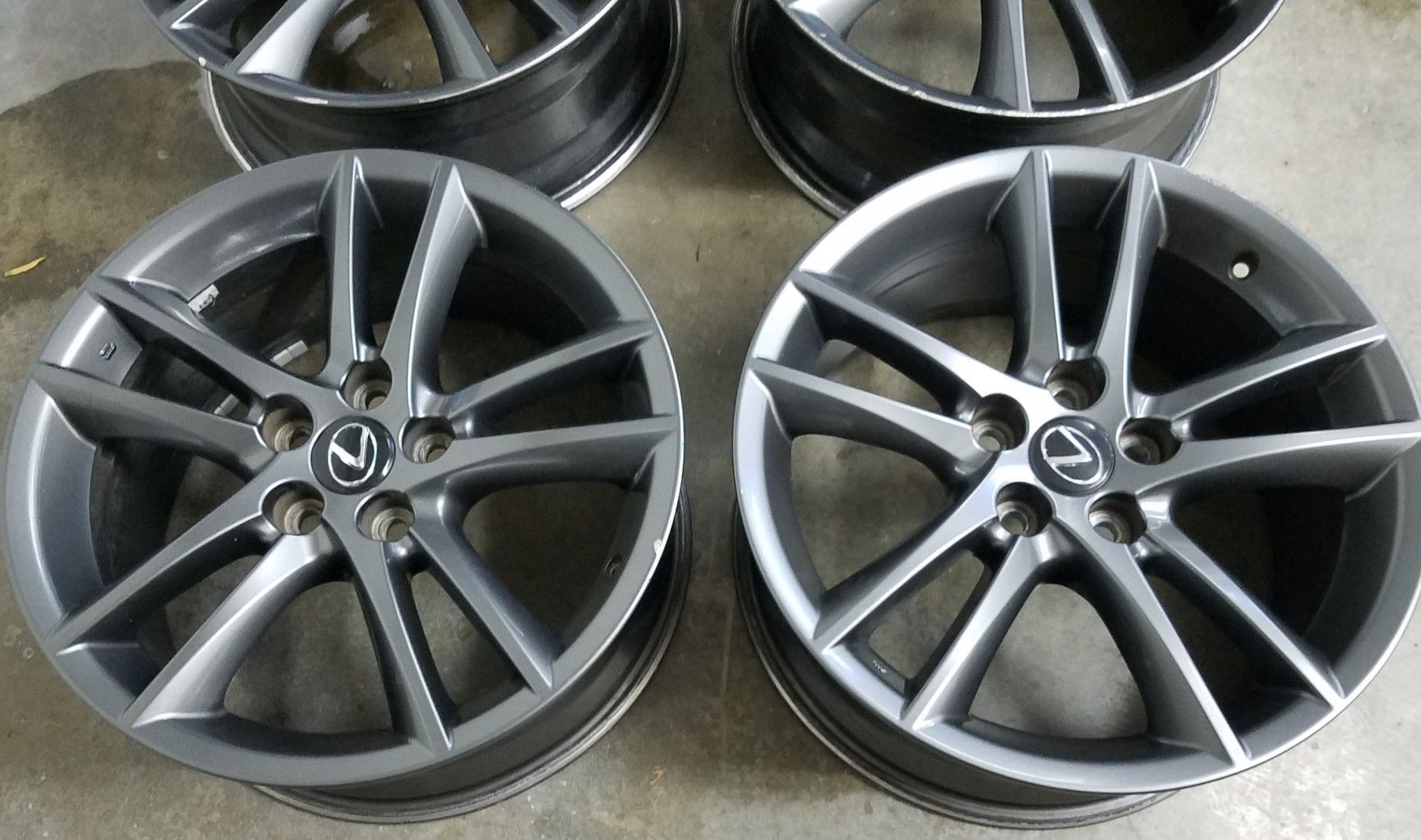 Lexus Wheels F Sport for Sale in Los Angeles, CA - OfferUp