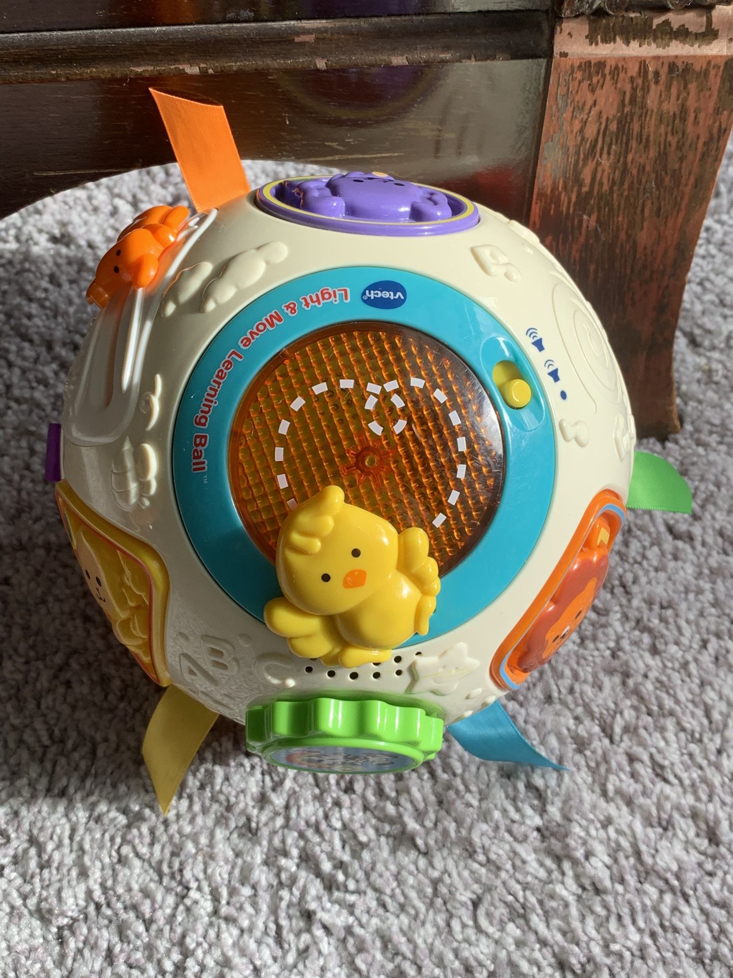 VTech Light & Move Learning Ball for Sale in South Bend, IN - OfferUp
