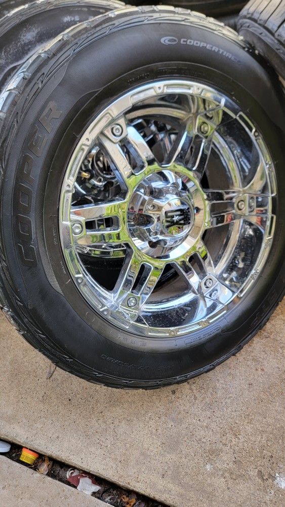 Rims 6 Lugs Fit Chevy Silverado Gmc Sierra Titan Armada Suburban for Sale in Dallas, TX - OfferUp