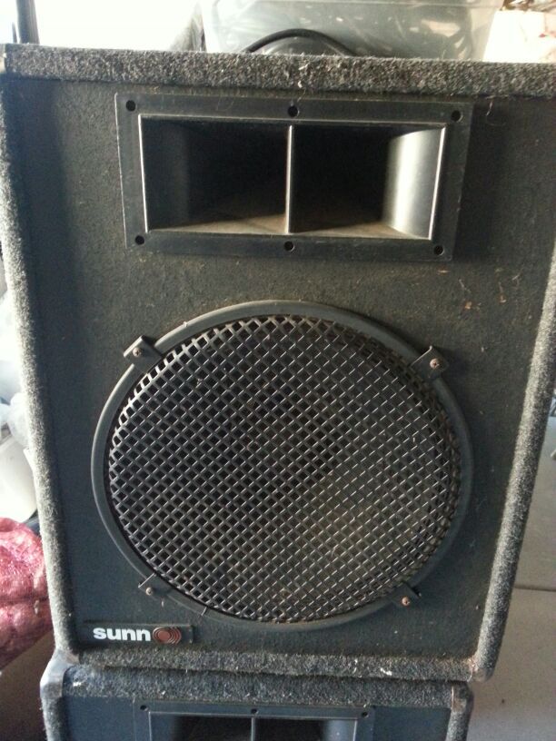 SUNN Speakers (2) Model 1205 for Sale in Monrovia, CA - OfferUp