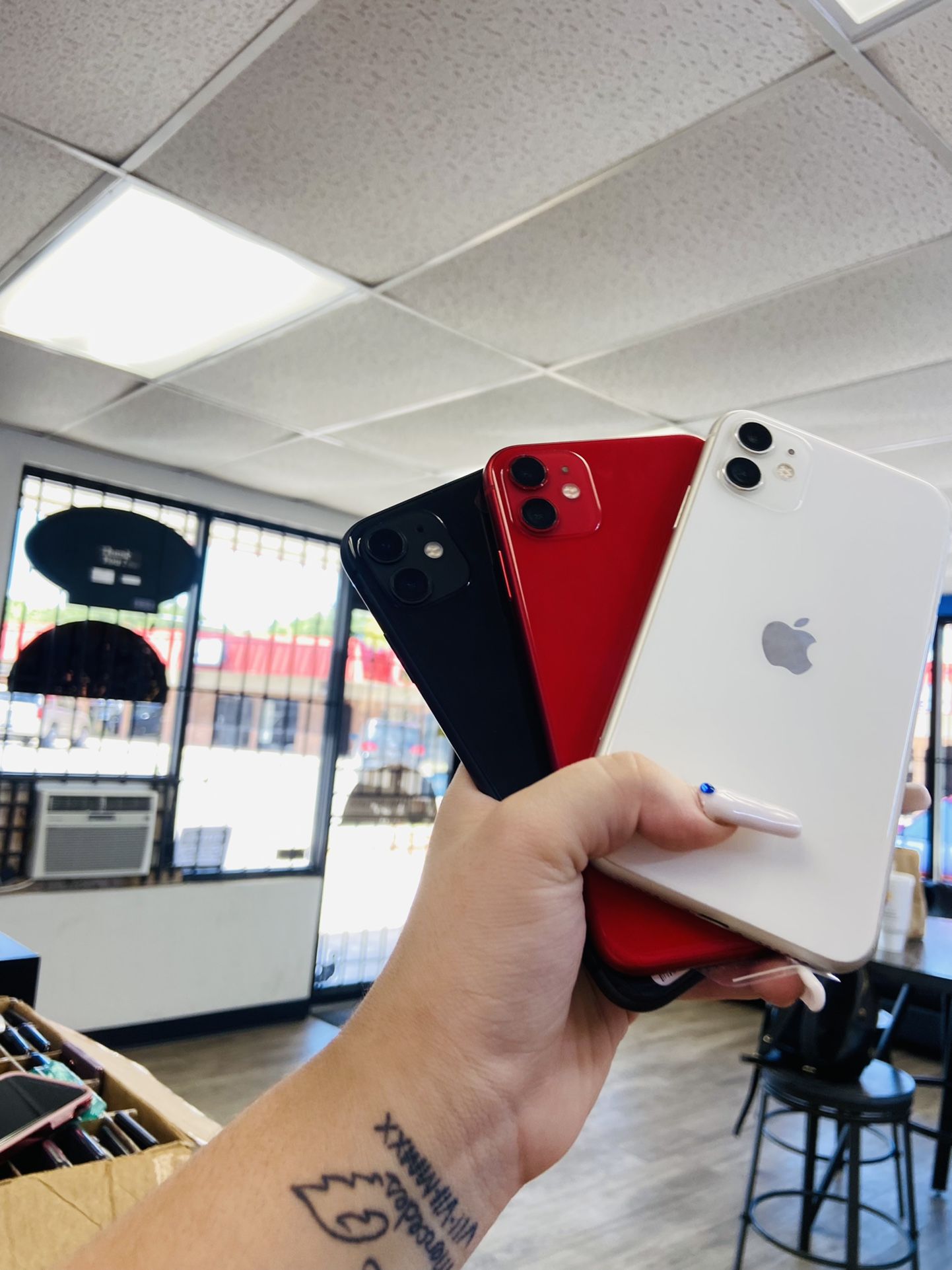 iPhone 11 Unlocked for Sale in Dallas, TX - OfferUp