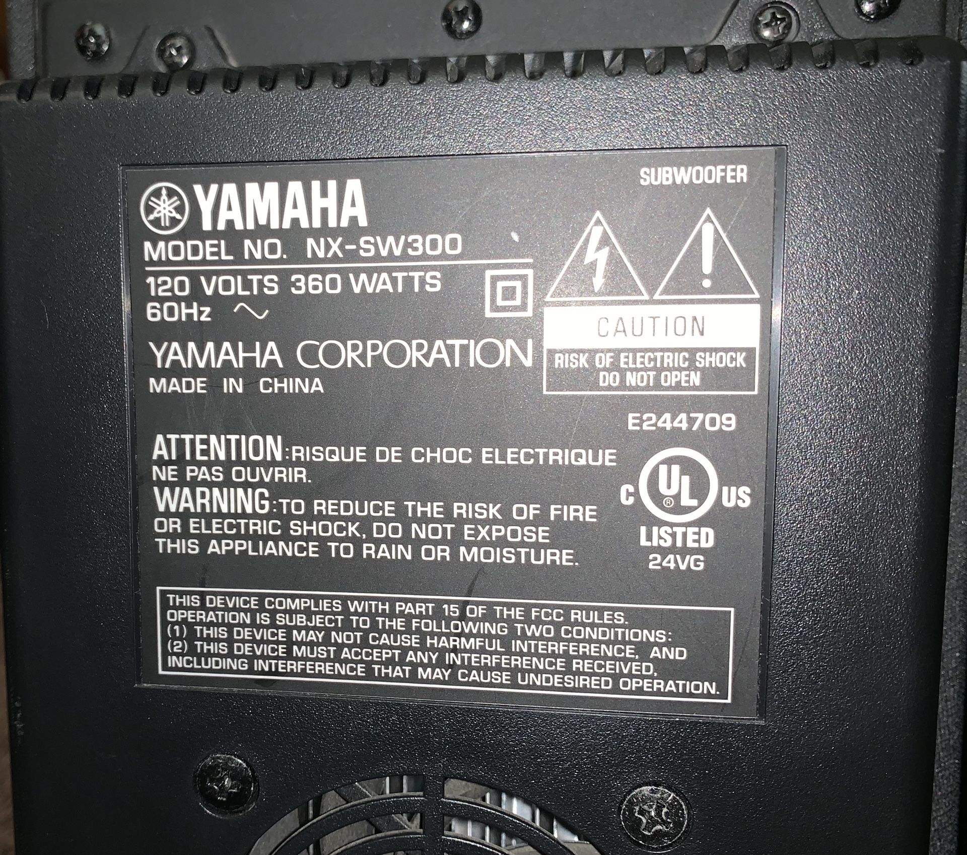 Yamaha NX-SW300 5.1 surround sound 5 disc DVD/CD changer for Sale in ...