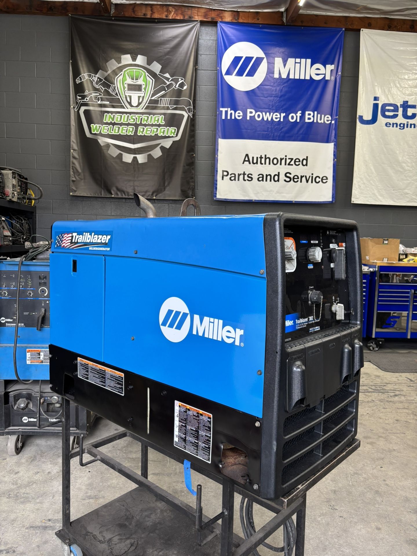 Miller Trailblazer 302 for Sale in City Of Industry, CA - OfferUp