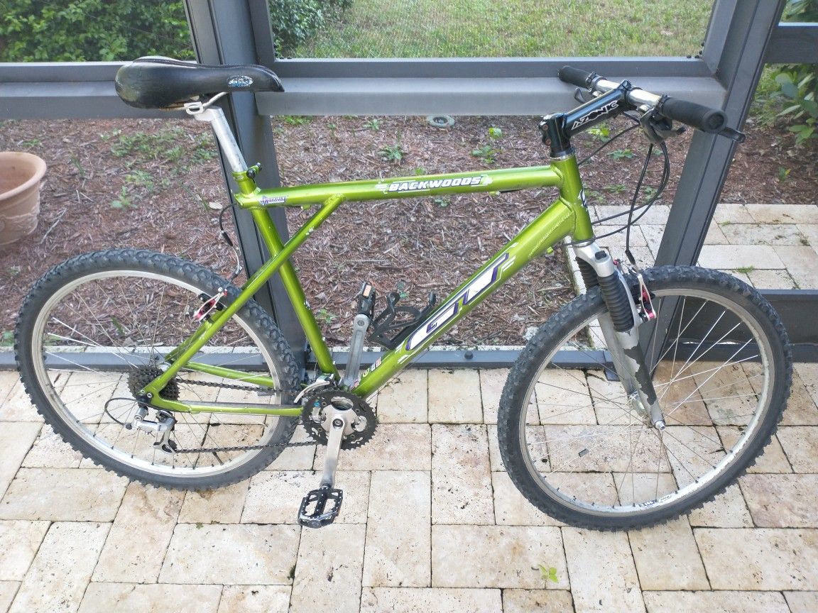 GT Backwoods Mountain bike for Sale in Lake Worth, FL - OfferUp