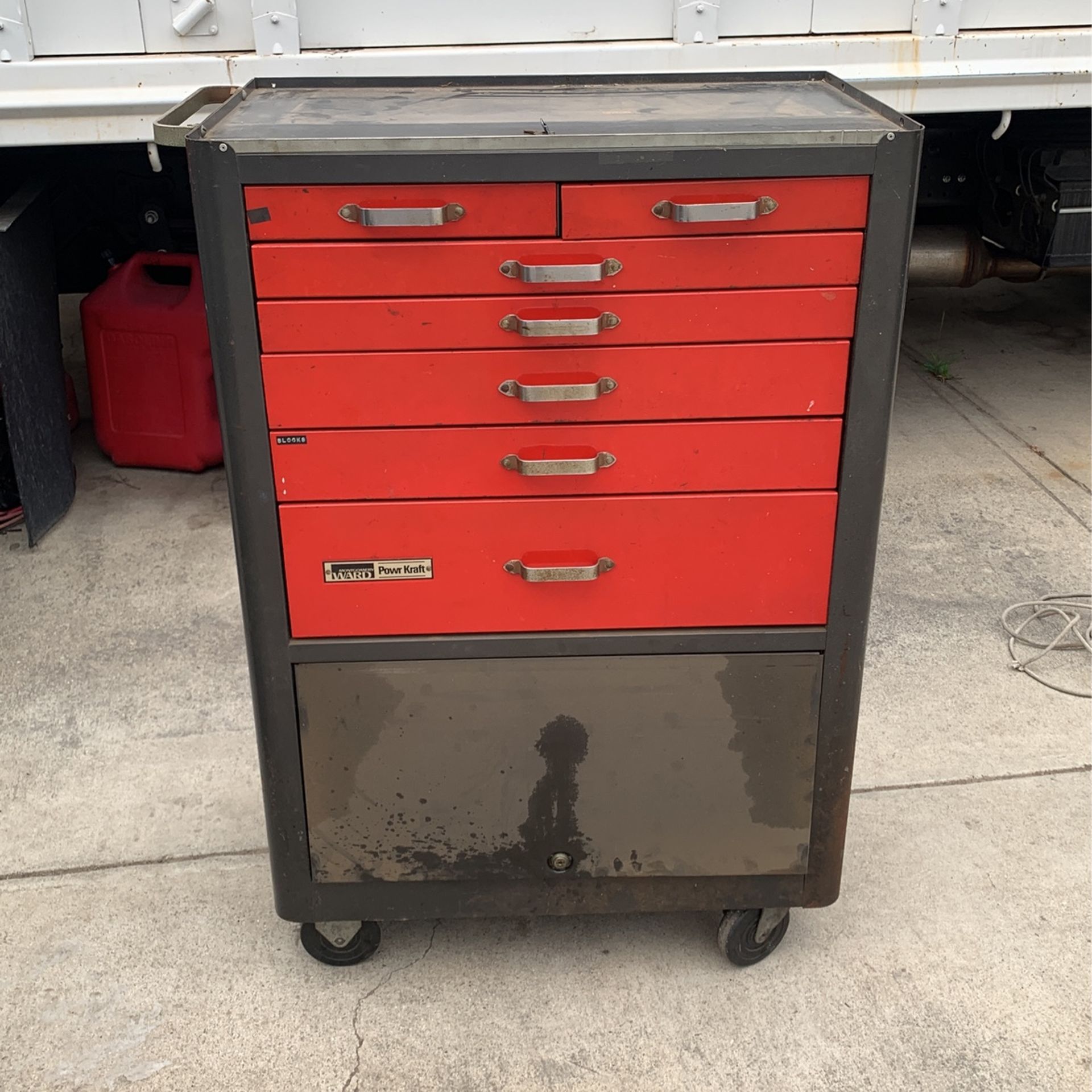 Vintage Montgomery Ward Power Kraft Tool Cart With Key for Sale in ...