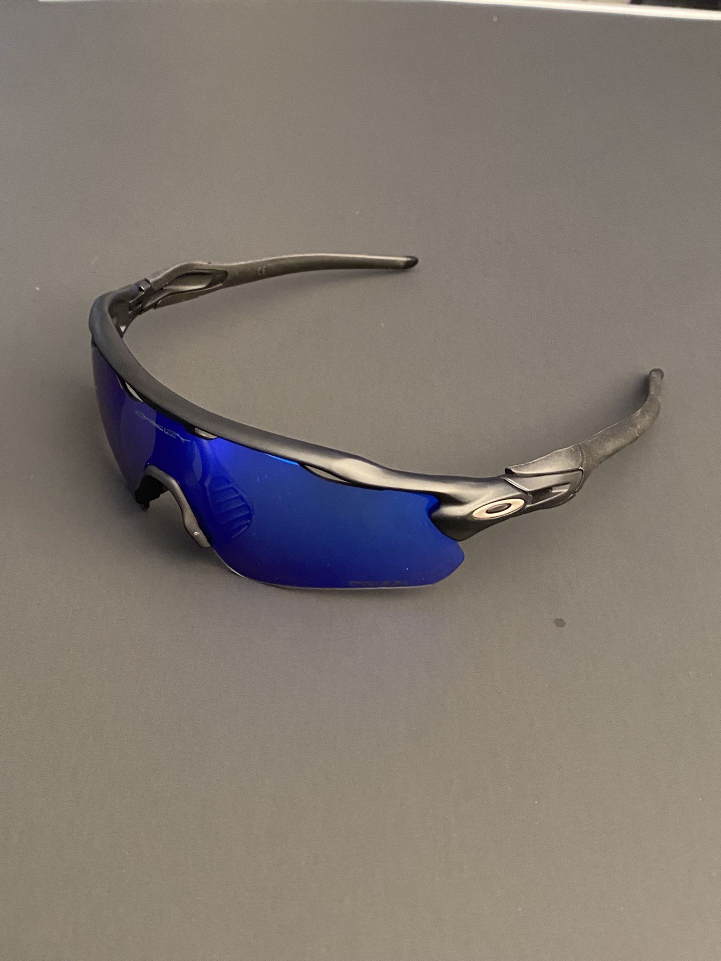 Oakley Sunglasses for Sale in Houston, TX - OfferUp