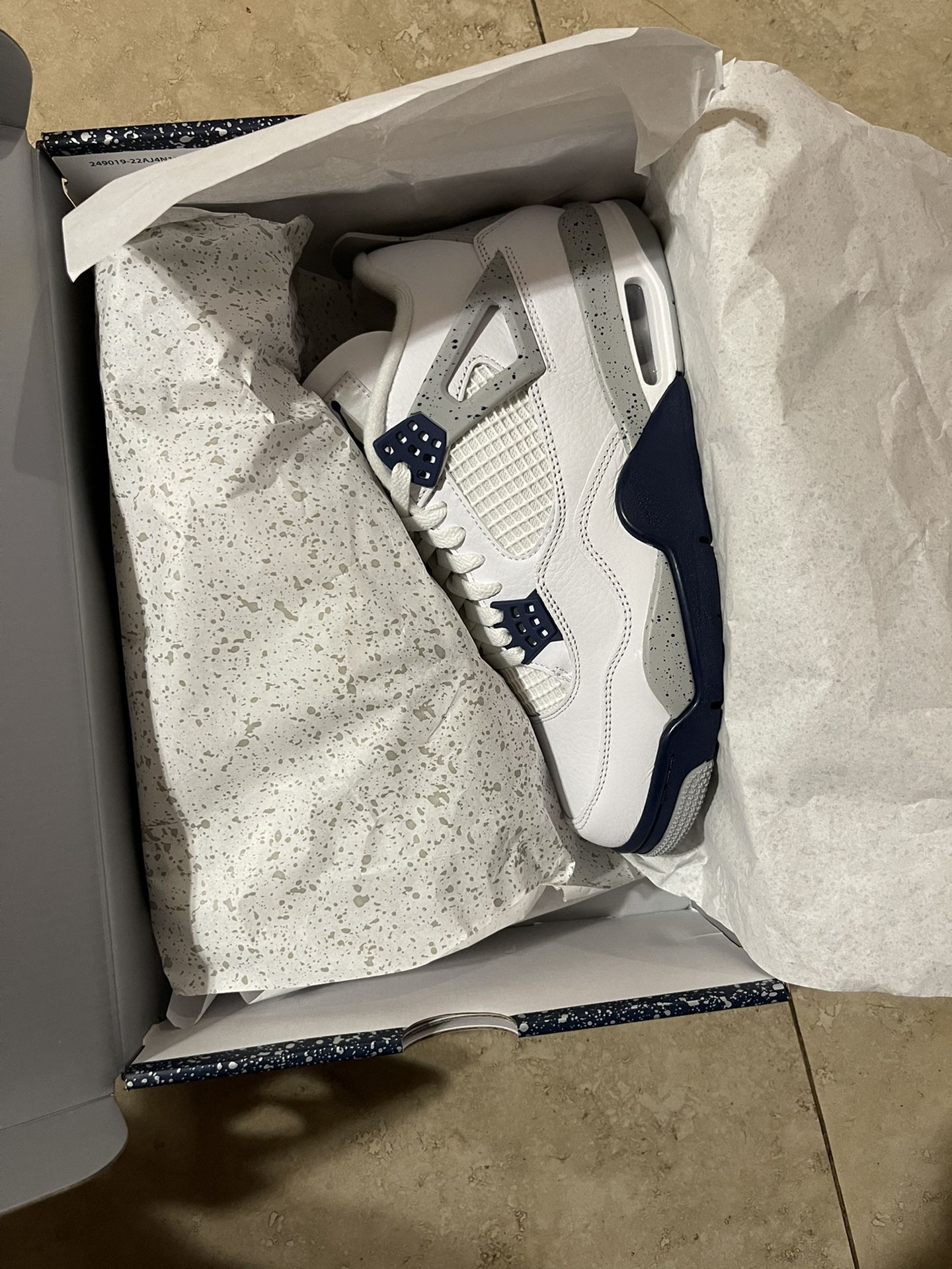 Navy Blue Retro 4’s for Sale in Los Angeles, CA - OfferUp