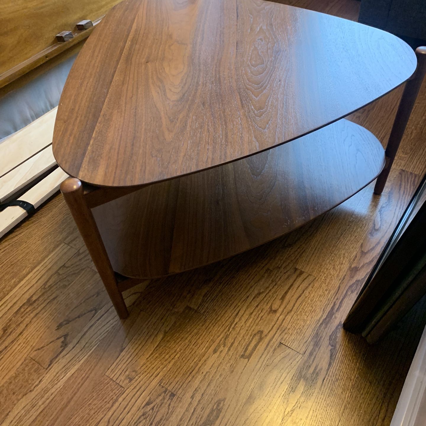 West Elm Retro Tripod Coffee Table 32 for Sale in Lakewood CA OfferUp